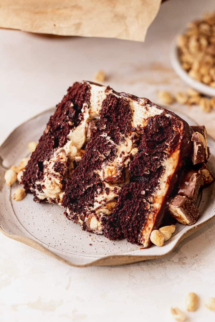 Snickers Cake - Stephanie's Sweet Treats