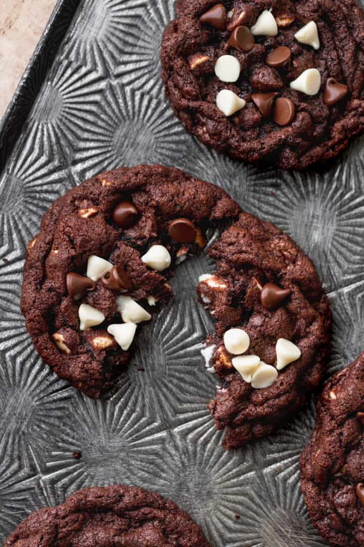 White Chip Double Chocolate Cookies | Stephanie's Sweet Treats |Stephani