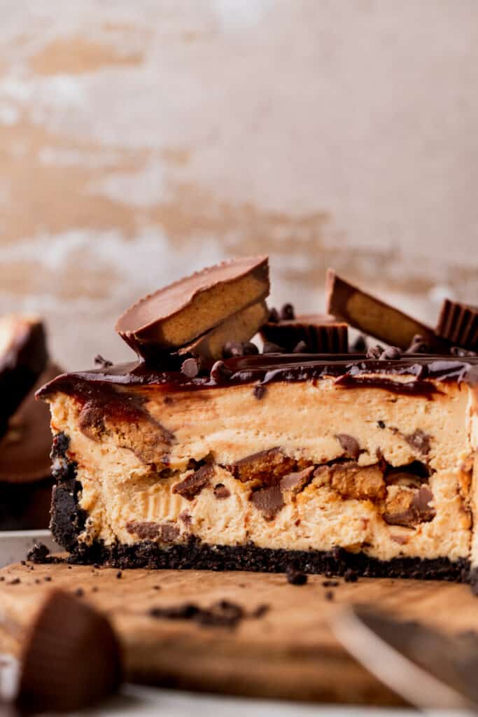 Reese's Peanut Butter Cup Pie + VIDEO- Stephanie's Sweet Treats