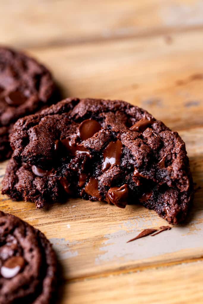 Chocolate Fudge Cookies - Stephanie's Sweet Treats