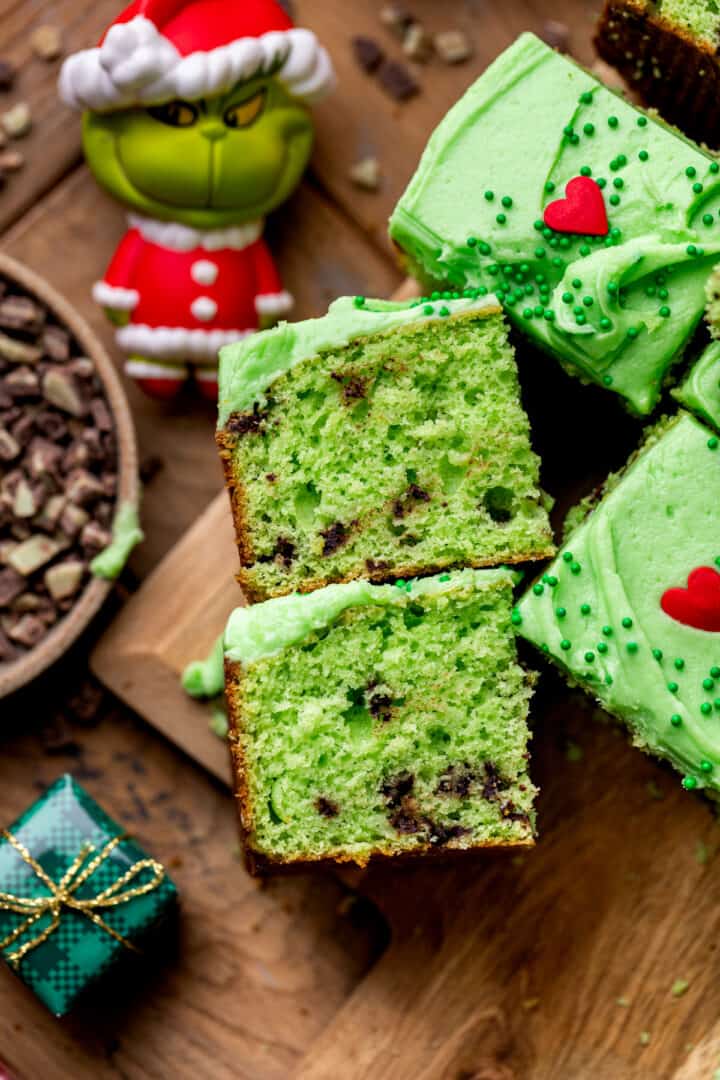 Grinch Cake - Stephanie's Sweet Treats