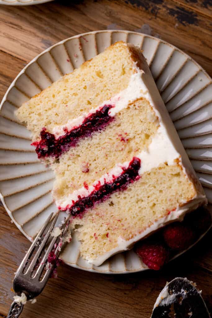White Chocolate Raspberry Cake - Stephanie's Sweet Treats