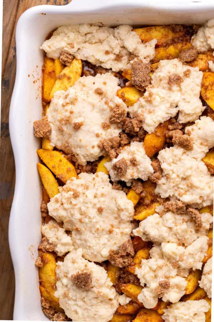 Cinnamon Peach Cobbler - Stephanie's Sweet Treats