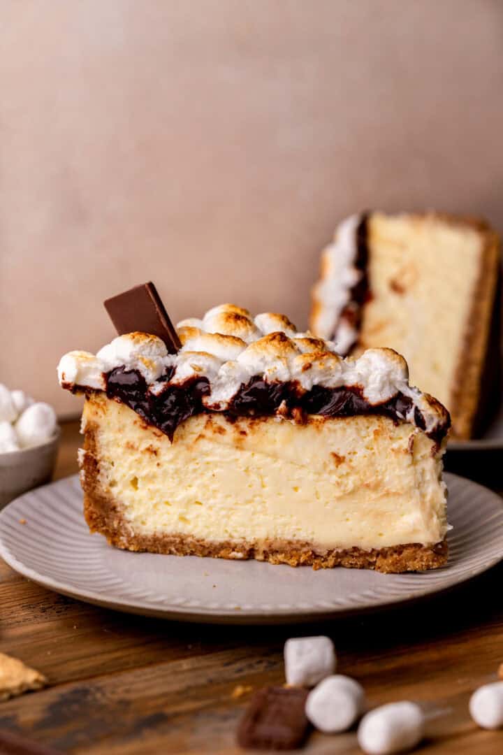S'mores Cheesecake - Stephanie's Sweet Treats