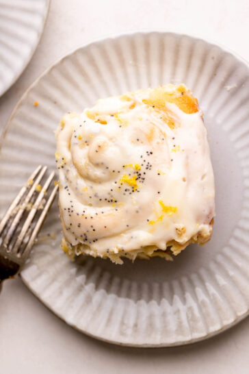 Lemon Rolls +VIDEO - Stephanie's Sweet Treats
