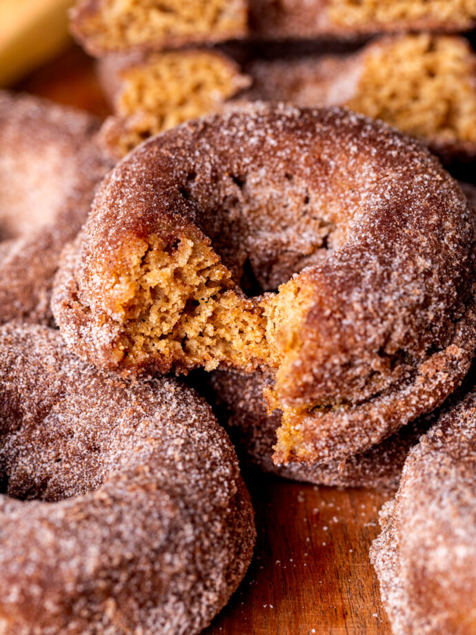 Apple Cider Donuts +VIDEO - Stephanie's Sweet Treats